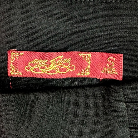One Zone | Pants & Jumpsuits | One Zone Black Leggings Size Small Nwot ...